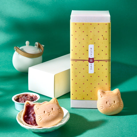 Cat-shaped Anko Butter Monaka – Japan Haul